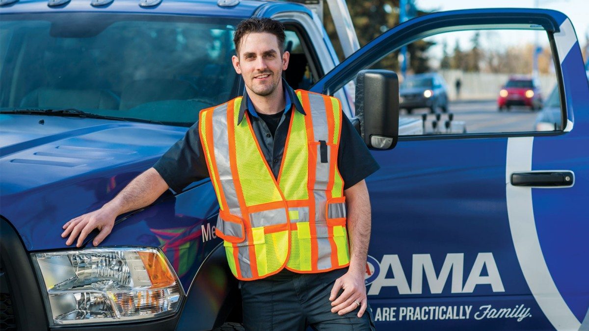 5 Ways to Ensure Roadside Safety - AMA